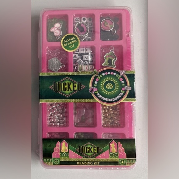 Wicked | Accessories | Newwicked The Movie Beading Kit Friendship ...